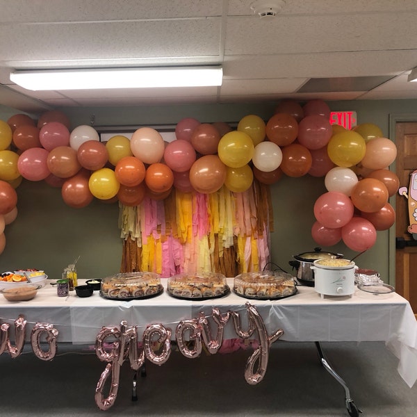 Two Groovy Fringe Backdrop Hippie Party Decor for Daisy Party, 70s ...