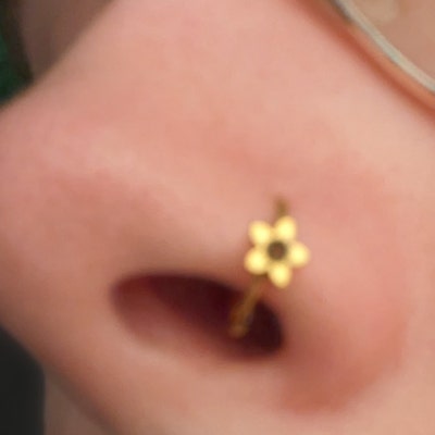Tiny 14K Gold Flower Nose Stud With Tiny Diamond CZ Accent - Etsy