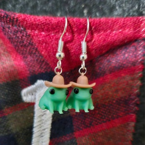 Fred the Frog but Hes a Cowboy / Mini Frog Earrings - Etsy