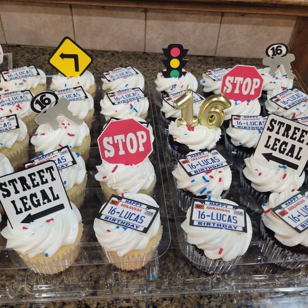 20 Custom License Plates Edible Images. Miniature Sweet 16 Cupcake ...