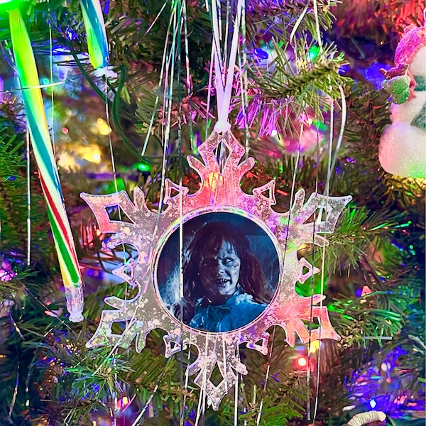 Horror Christmas Snowflake Ornament-the Exorcist-regan-possessed-gift ...