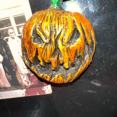 Alien Movie Xenomorph Chest Popper Inspired Bloody Wine Topper - Etsy