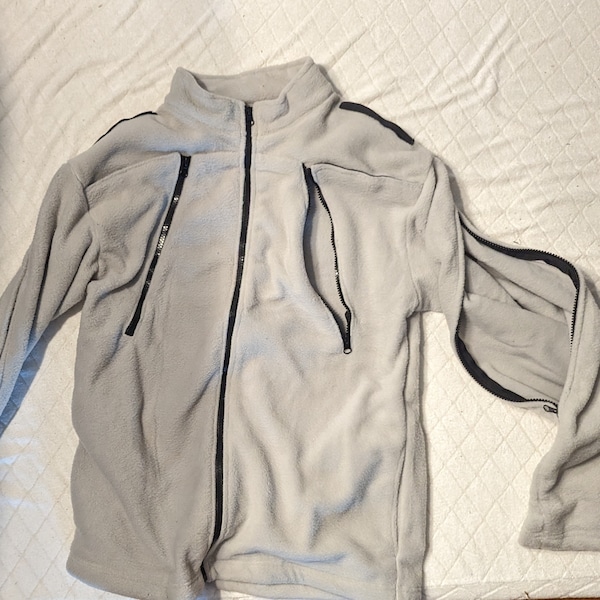 Fleece Jacket for Dialysis or Chemotherapy Treatments That Supports ...