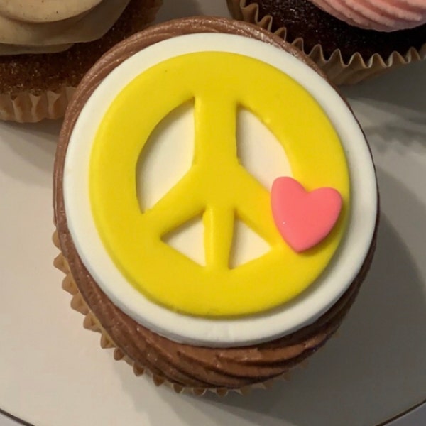 Peace Sign, Flower, Heart and Smiley Hippie Fondant Toppers for ...