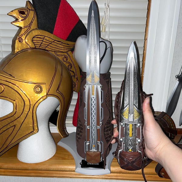 V2 Assassin's Maria Hidden Blade + Dart Launcher - AC Movie Blade - Etsy