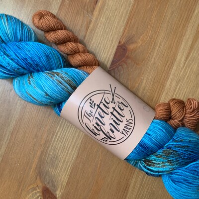 Mighty Pine Hand Dyed Yarn Tonal Green Pine Green - Etsy