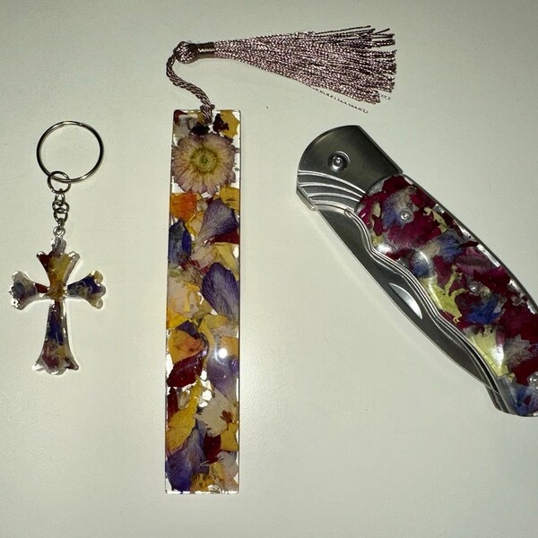 Epoxy Flower Keepsake Pocket Knife: Funeral Memorial Gift - Etsy