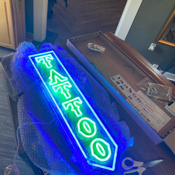 Wolf and Moon Neon Sign, Wolf Led Sign, Wolf and Moon Wall Art, Wolf ...