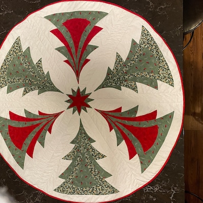 MAKE OFFER Evergreen Table Runner Pattern, Cut Loose Press CLPDHE036 ...