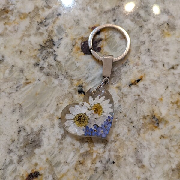 Cute Small Heart and Blue Forget Me Not Flower Keychain/keycharm Clear ...