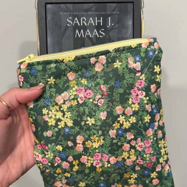 Handmade Kindle Zipper Sleeve | Quilted E-reader Pouch - Etsy