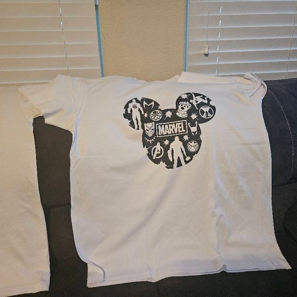 Dragons Sprayed Edge Designs on Fourth Wing and Iron Flame Custom ...