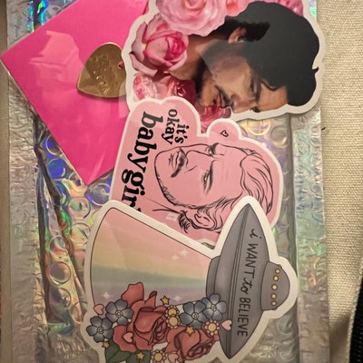 Pretty in Pink CLIP ART W LICENSE Planner Girl Pink Magical Favorites ...