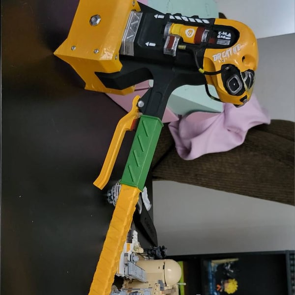 Caustic Heirloom Death Hammer Battle Royale 3D Printed Prop Toy Fan Art ...