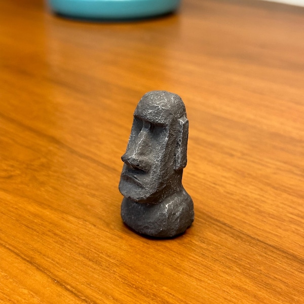 Miniature Moai Statue - Concrete Moai Garden Statue - Easter Island ...