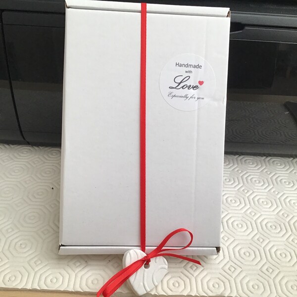 Send a Sympathy HUG by Post - Heart - Personalised Gift for Bereavement ...