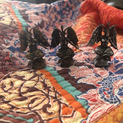 Strange Thing on Branch kipine kipir Miniature - Etsy