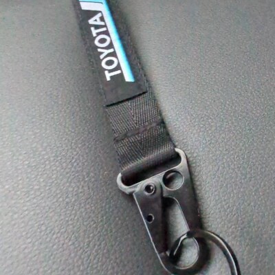 Vintage Heritage Stripes Toyota Keychain Lanyard, Metal Clip Key Ring ...