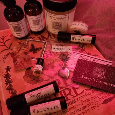 Ethereal Visions Divination Box, Witches Box Set, Tarot Box - Etsy