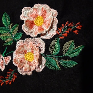 African Woman Machine Embroidery Design to Create a Brooch - Etsy