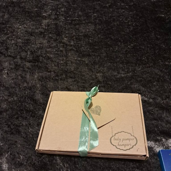 Kinder Bueno Chocolate Gift Box | Kinder Hamper | Personalised Gift Tag ...