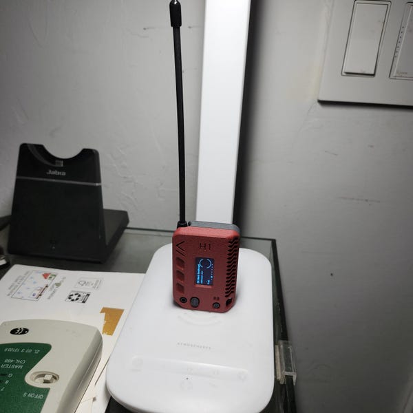 H1 - Complete Device With Upgraded Whip Antenna: Heltec V3 Running ...