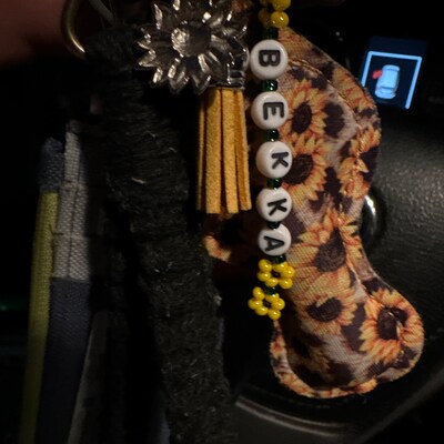 Y2K Smiley Face Beaded Flower Ring made to Order - Etsy