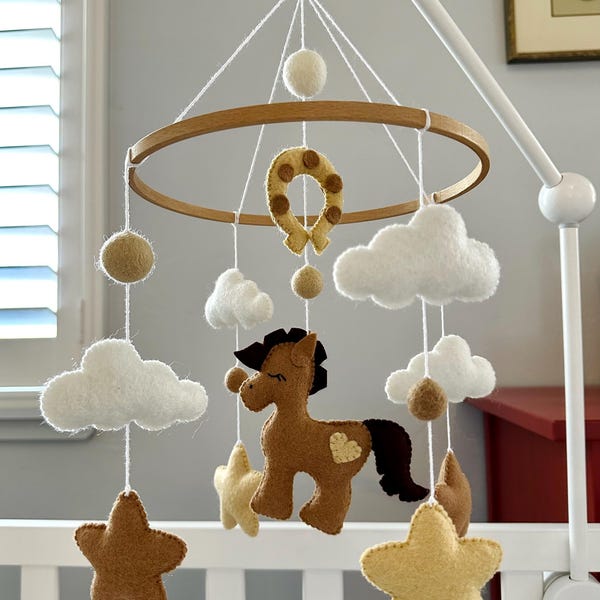 Horse Mobile Felt, Horse Baby Mobile for Neutral Nursery, Horse Crib ...