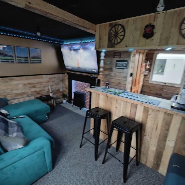 10 X Extra Wide Reclaimed Pallet Boards - Kiln Dried, Ideal for Wall ...