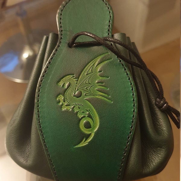Leather Pouch , Flying Dragon Design , "marron Chêne " on Photo (16 ...