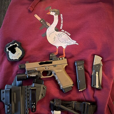 Camo Thots & Prayers Flag - Etsy