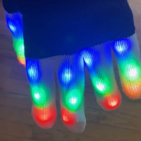 Illuminated Apparel Kids LED Light up Flashing Gloves for Halloween ...
