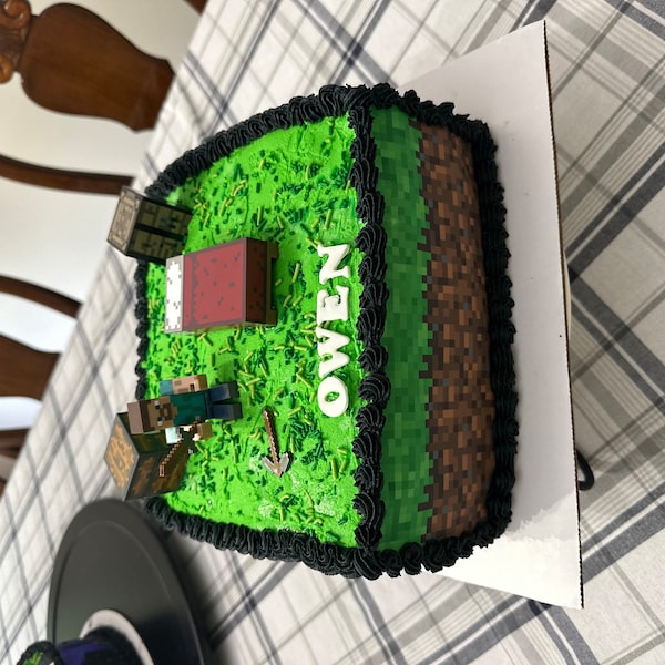 Video Game Pixels Edible Cake Wrap or Gamer Birthday Cake Topper - Etsy