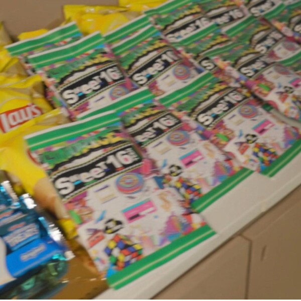 DIGITAL FILE Stitch and Angel Voting Board Stitch and Angel Voting Sign ...