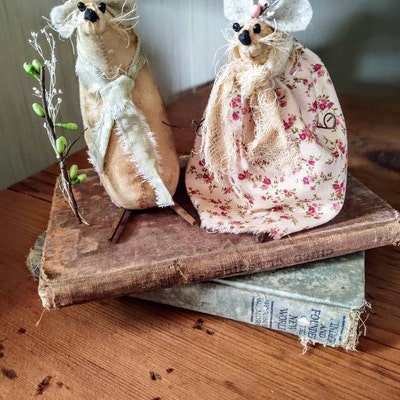 Primitive Spring Mice - Etsy