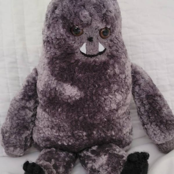 Yeti and Sasquatch Knitting Pattern - Etsy