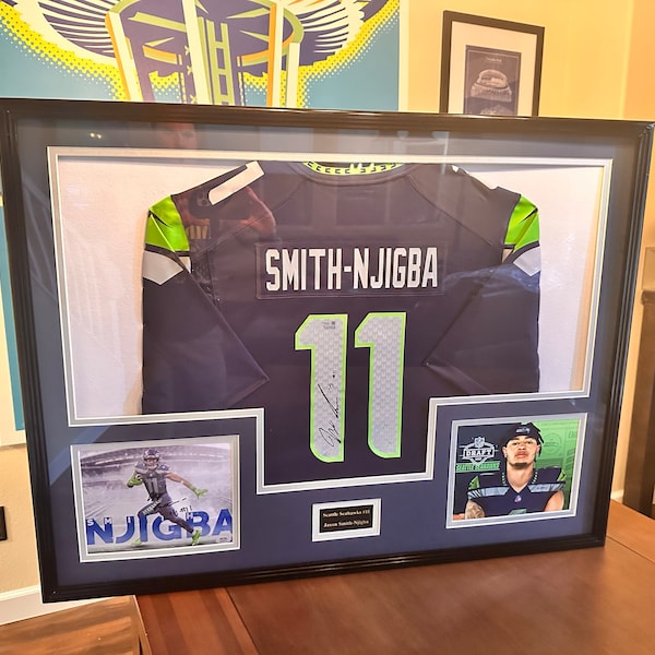 XL Double Matted Custom Framed Jersey Display Case Frame - Matting ...