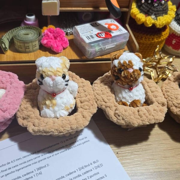Mini Cat, Hatching Cat, No Sew Amigurumi Crochet Patterns Cat in a Box ...