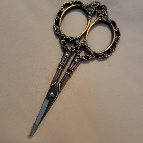 Victorian Scrollwork Embroidery Scissors • Antique Style Quilting ...