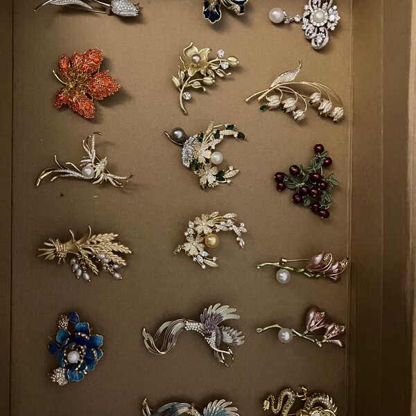 Pine Cones Brooches Enamel Pine Nuts Brooch Simple Ladies Suit ...