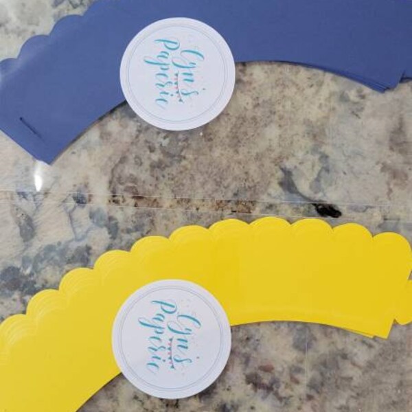 10 Metallic Gold Cupcake Wrappers, Gold Cupcake Liners, Gold Foil ...