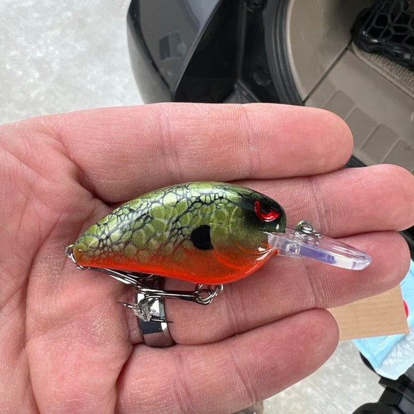 Custom Painted Jerkbait Bass Fishing Lure. Black and White Jerk Bait ...