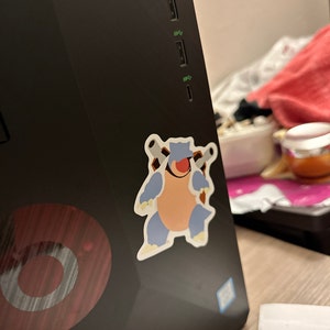 Ryomen Sukuna Minimalistic Sticker, Laptop Stickers, Water Bottle ...