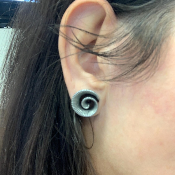 Swirl Ear Gauge With Pattern Gauge & Plug Earrings Saddle Plug Gauges for Stretched Ears Spiral ...