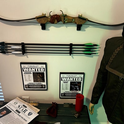 Arrow Season 1: Oliver Queen/green Arrow Bow Replica - Etsy