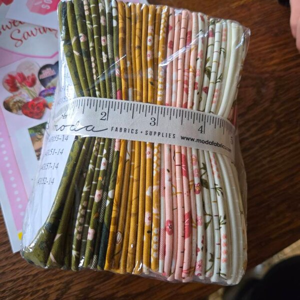 Flowering Patchwork Quilt Kit - Pattern Designed by Crinkly Quilts - Fabric Used is Endpaper by ...