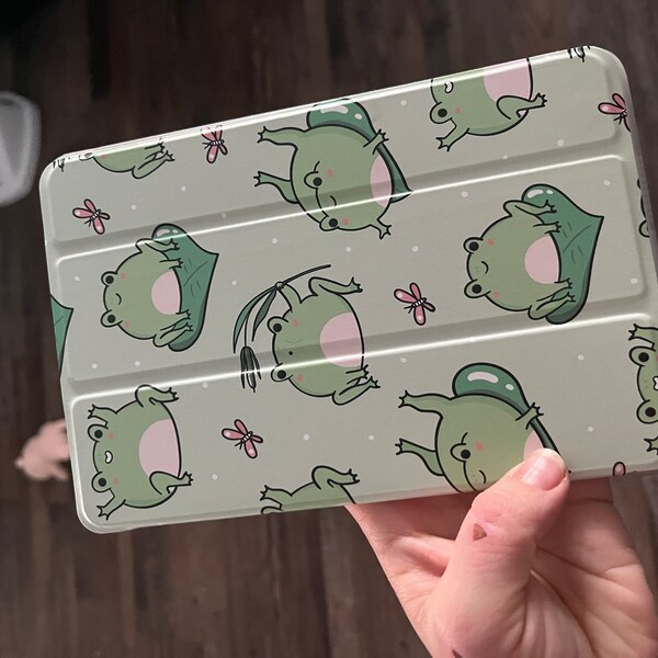 Frogs iPad Case Cute Green Frog Pattern for Kids iPad 10.2 Air 5 10.9 ...
