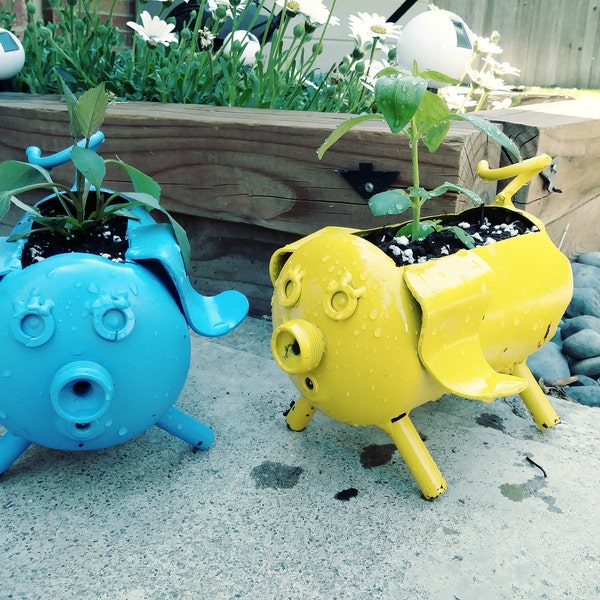 Pig Planter Made From an Upcycled Coleman Propane Bottle (camping ...