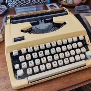 Vintage Typing Paper 50 Sheets of Typewriter Paper Typing Stationery - Etsy