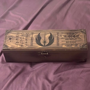 Wooden DOUBLE Lightsaber Box customizable - Etsy